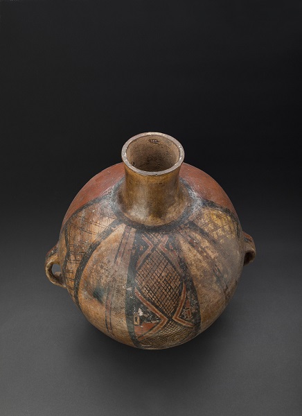 Pieza del Mes: Aríbalo Inca Local | Museo de Historia Natural de Valparaíso