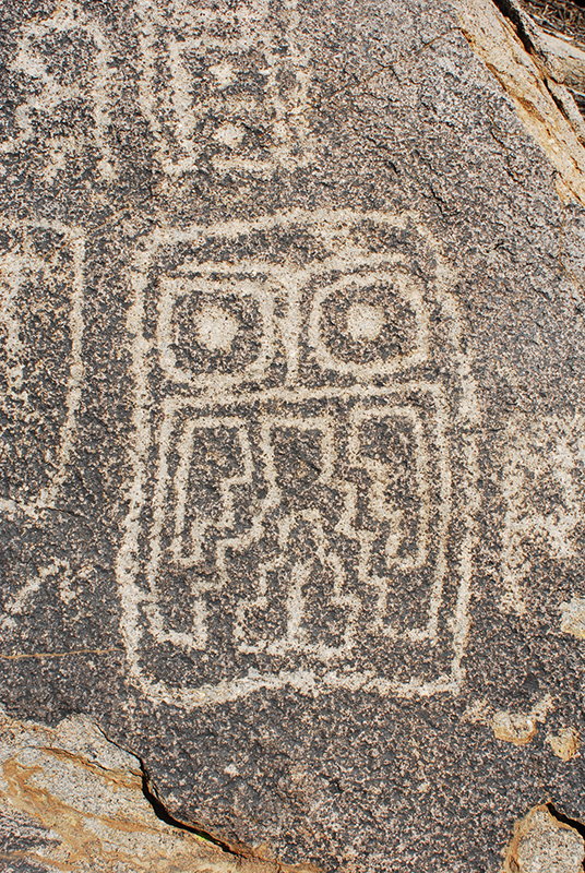 Arte rupestre. Petroglifos en el valle de Chalinga | Museo de Historia ...